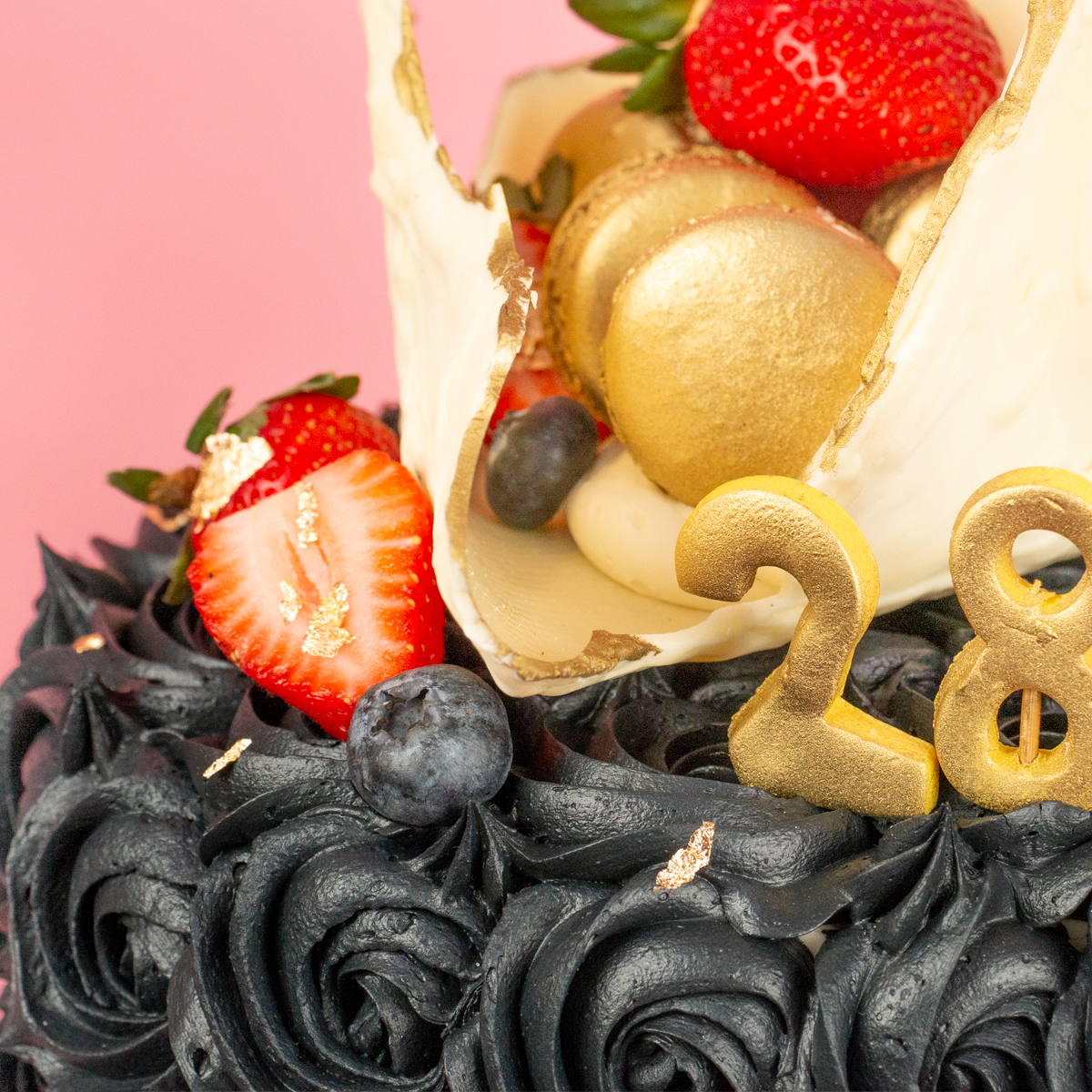 TORTA DARK QUEEN – SORPRENDE LIMA