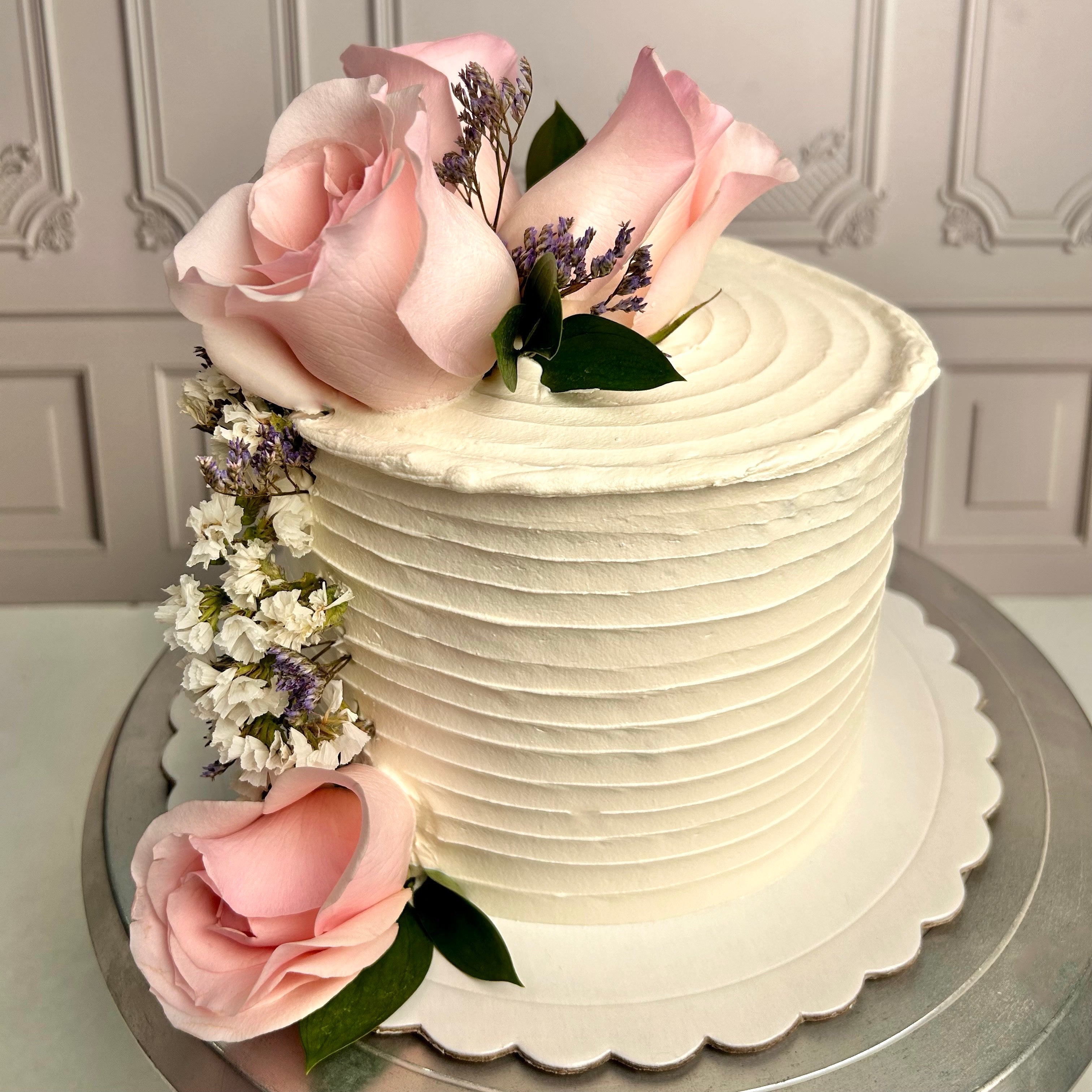 Torta con Rosas – SORPRENDE LIMA